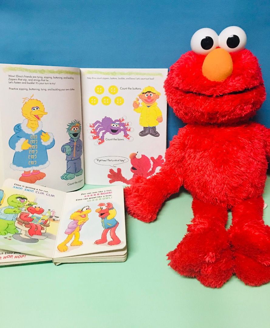 Original Sesame Street Elmo Plush with Books Bundle (22 inches) on ...