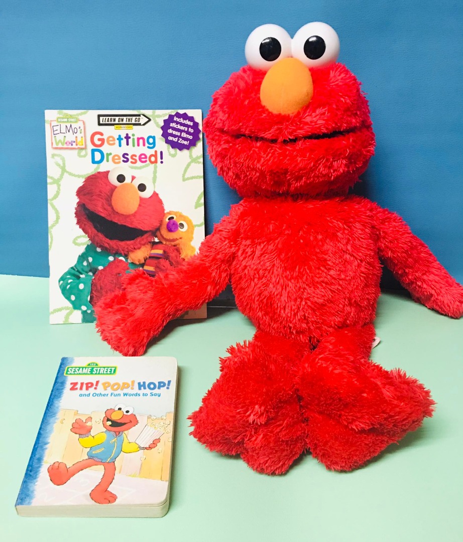Original Sesame Street Elmo Plush with Books Bundle (22 inches) on ...
