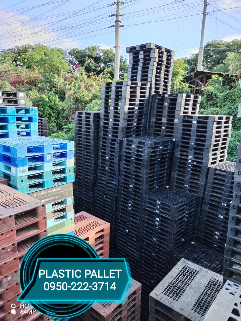 Plastic Pallet, Commercial & Industrial, Construction Tools & Equipment on Carousell