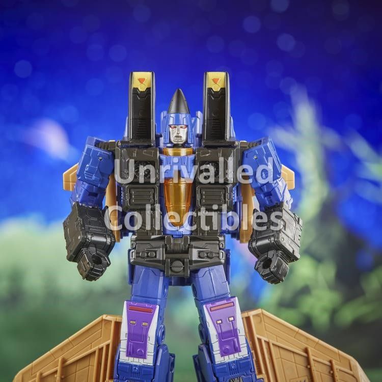 [In Hand] Hasbro Takara Tomy Transformer TF Legacy Evolution Voyager ...