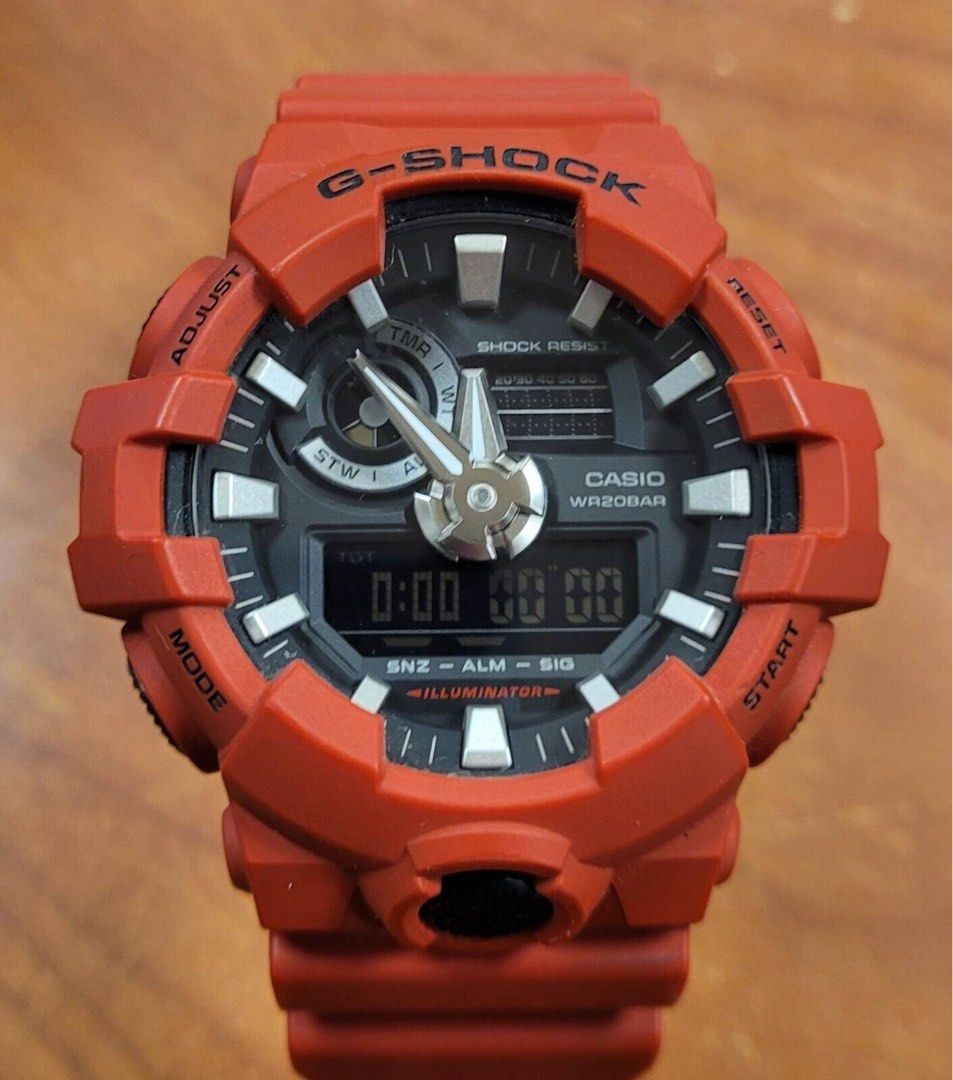 Red G shock, 名牌, 手錶 - Carousell