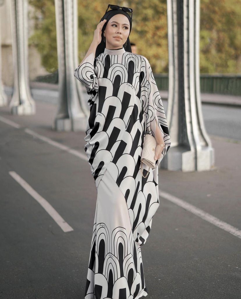 [WTS] ZEFIKS LOURVE KAFTAN RAYA SERIES 23, Women's Fashion, Muslimah ...