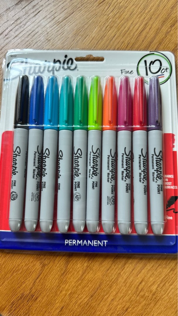 Sharpie Marker Set on Carousell