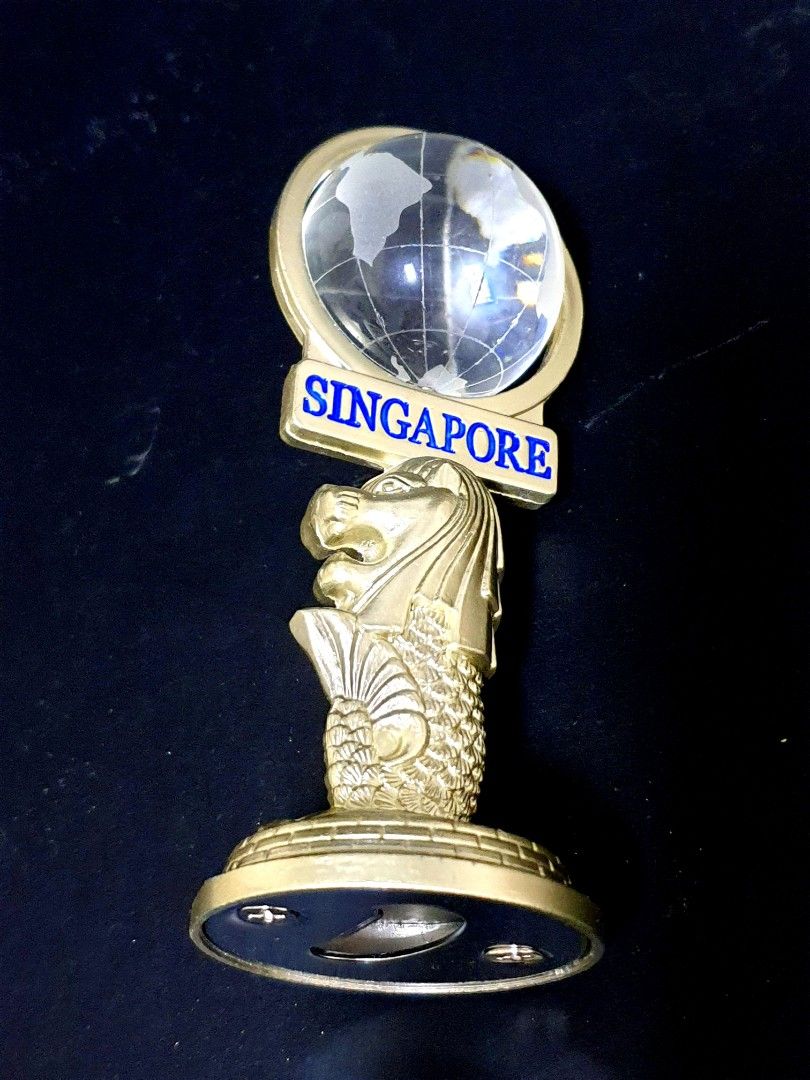 Singapore souvenier Merlion globe pewter collection educayional ...