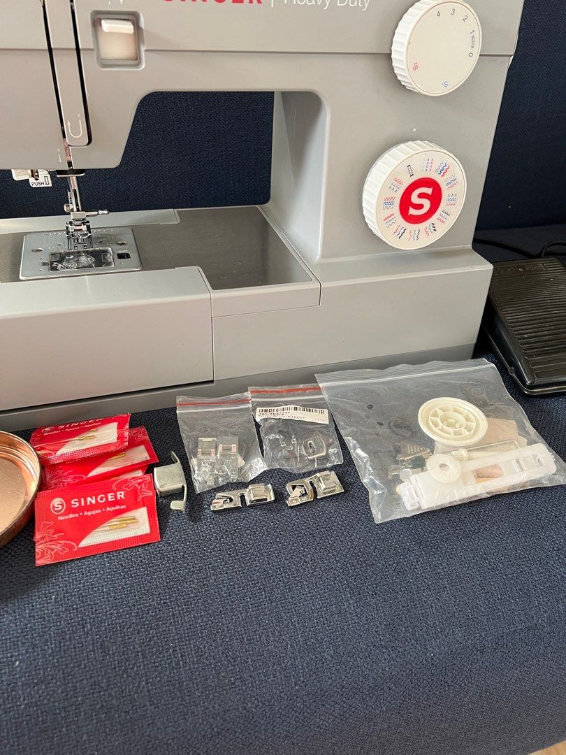 Singer 4432 Heavy duty sewing machine on Carousell