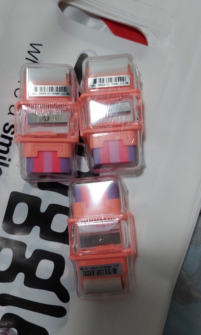 Smiggle 2 in 1 sharpener and eraser, Hobbies & Toys, Stationery & Craft ...