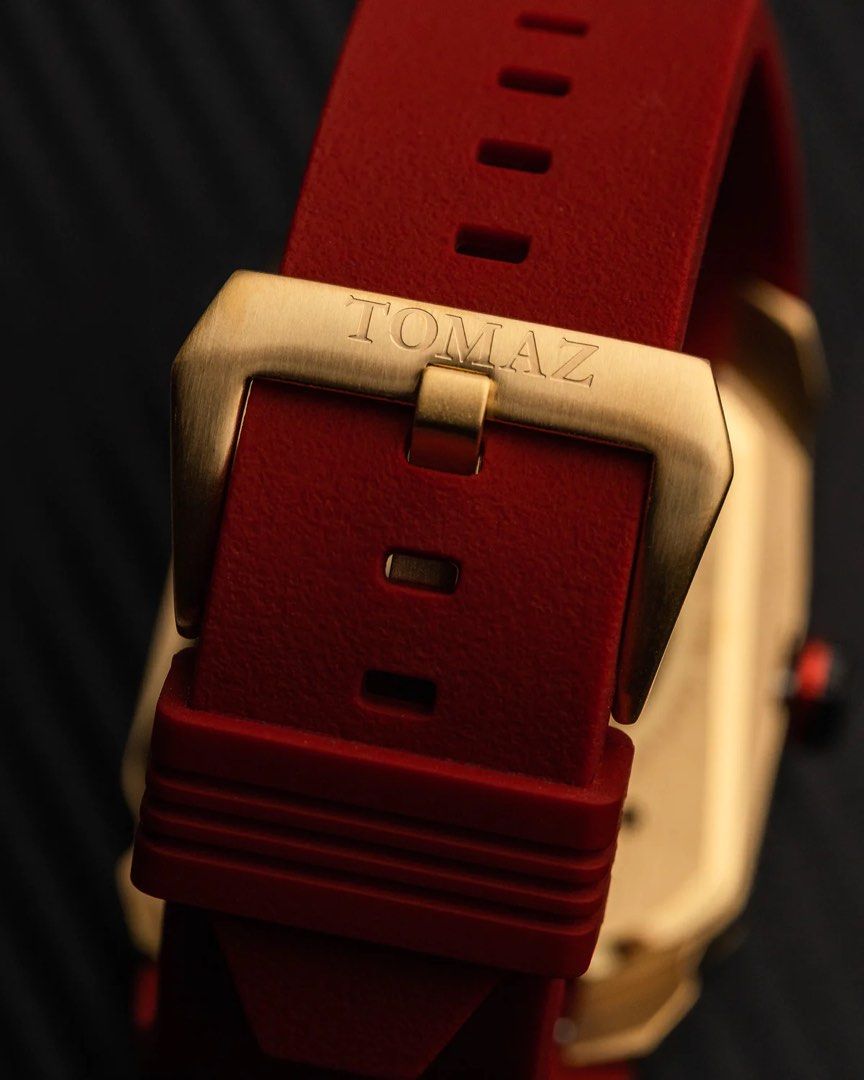 TOMAZ - GT Skeleton TW028-D24 (Gold) with Rainbow Swarovski (Red Rubber ...