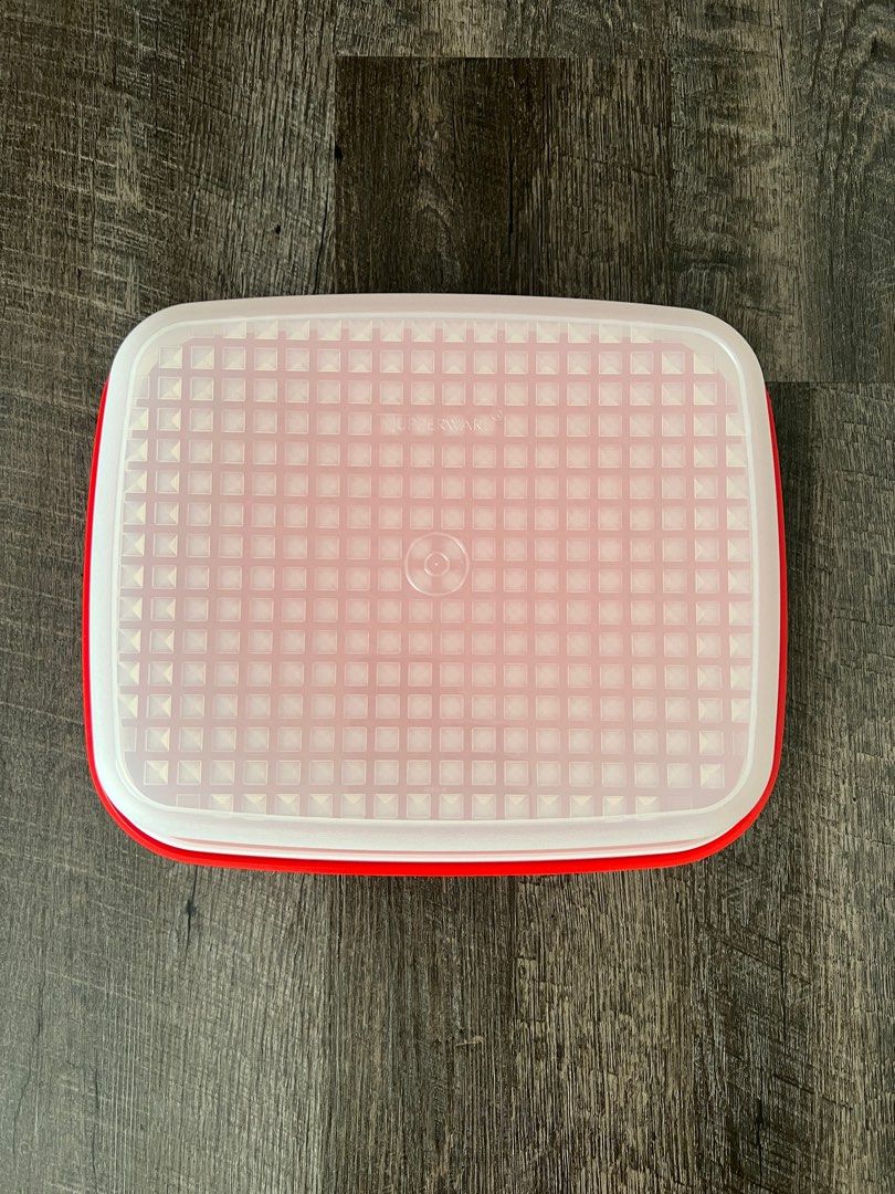 Tupperware Season Serve, Furniture & Home Living, Kitchenware ...