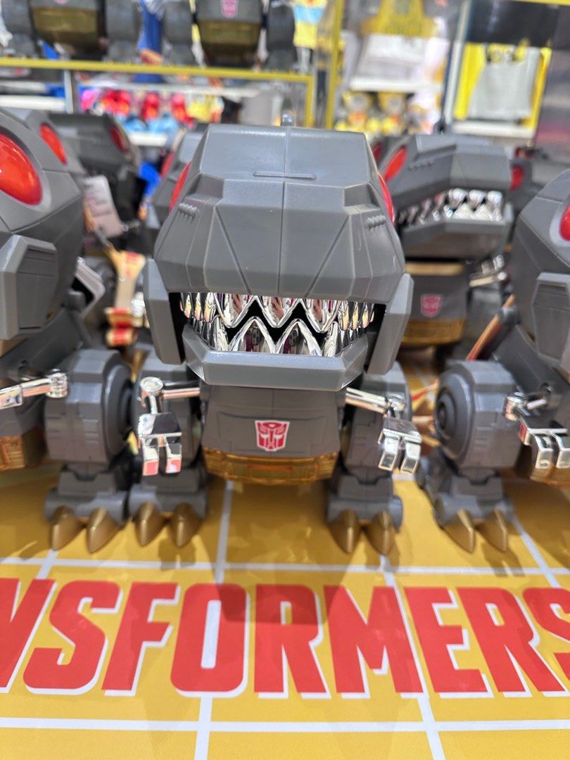 Universal Studios Transformers Grimlock Popcorn Bucket (Light up eyes ...