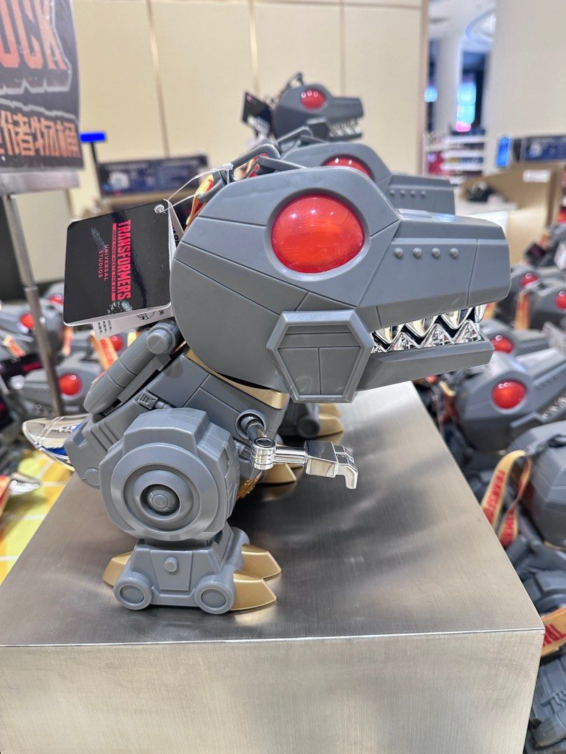 Universal Studios Transformers Grimlock Popcorn Bucket (Light up eyes ...