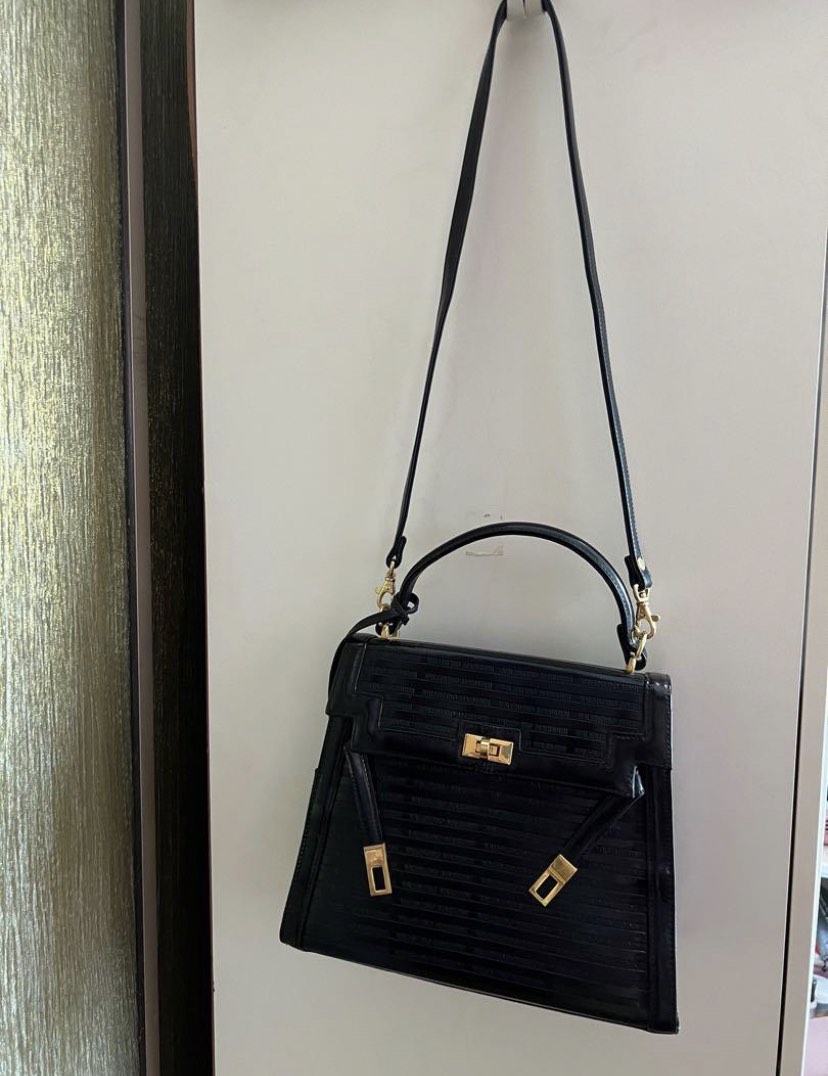 Valentino Marudini Kelly Like bag, Women's Fashion, Bags & Wallets ...