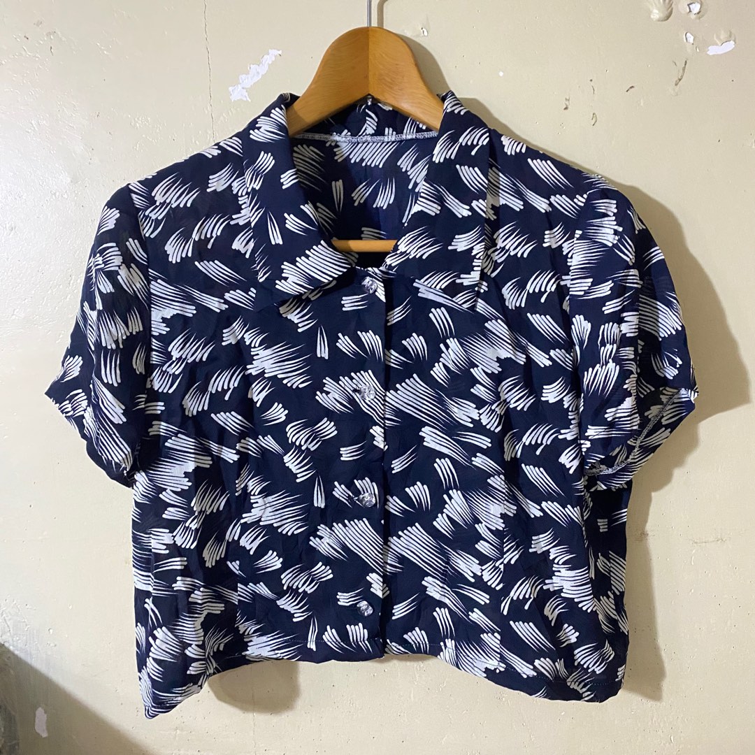 Vintage Reworked crop on Carousell