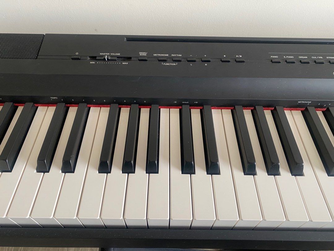 Yamaha P125 Digital keyboard, Hobbies & Toys, Music & Media, Musical ...