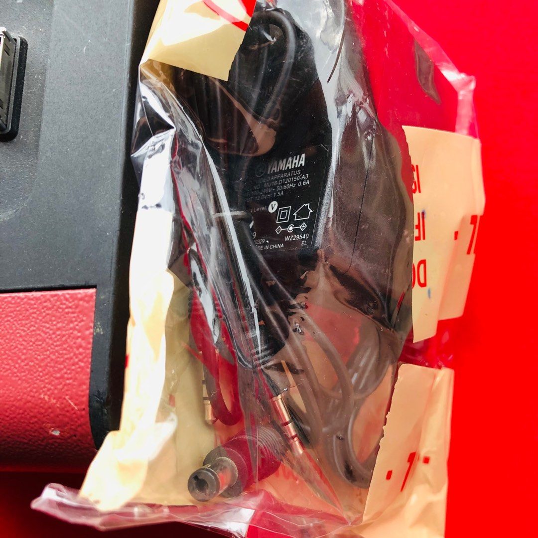 Yamaha PDX-13 Audio player ipod dock alarm and clock player on Carousell