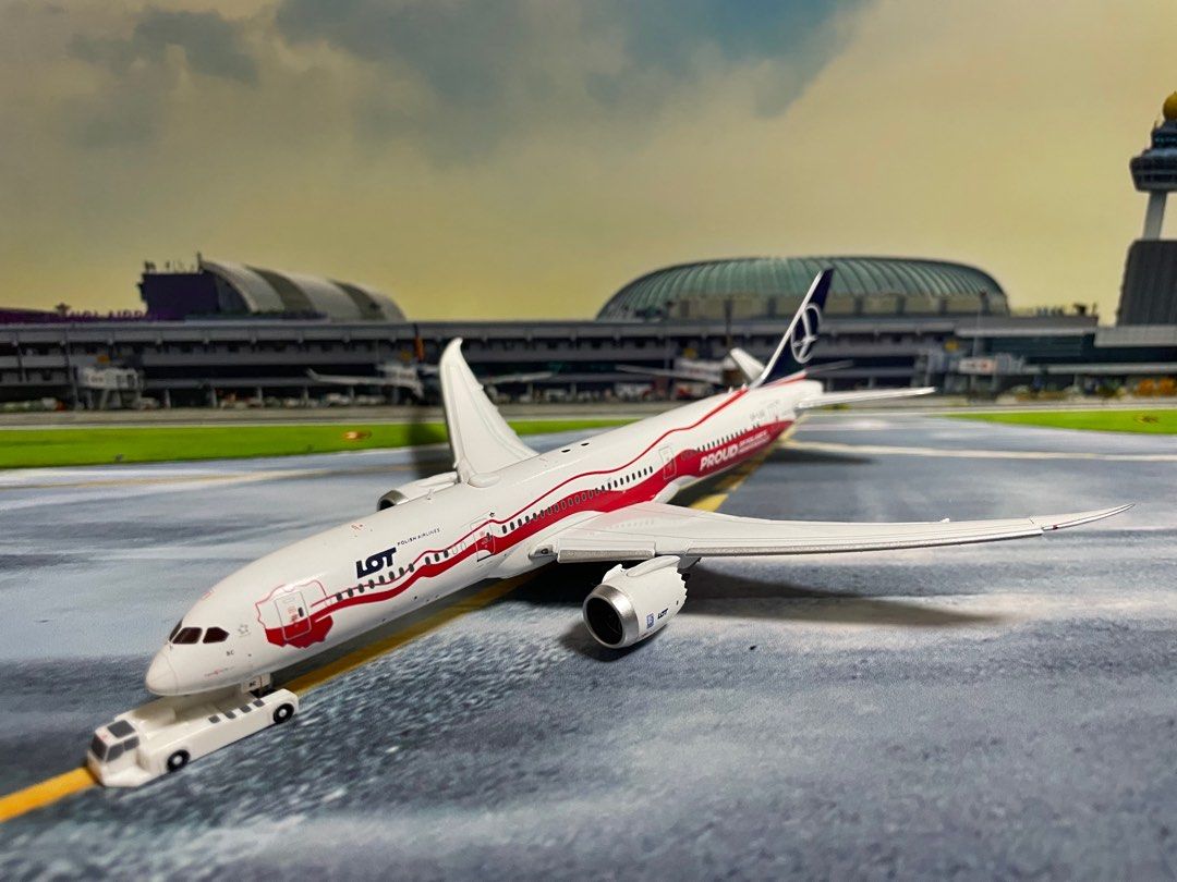1/400 LOT Polish B787-9 Independence Livery, Hobbies & Toys, Toys ...
