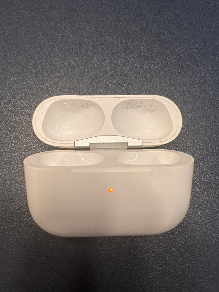 airpods pro 1 case only, Audio, Earphones on Carousell