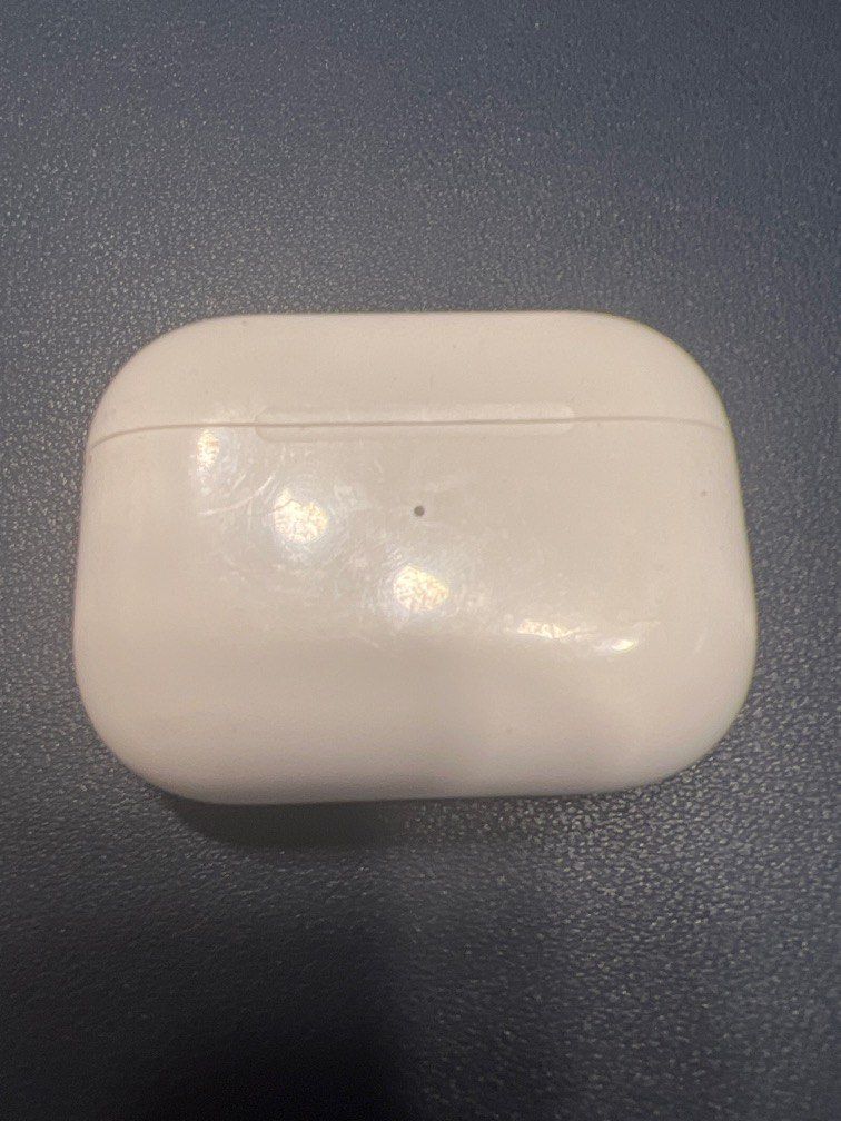 airpods pro 1 case only, Audio, Earphones on Carousell