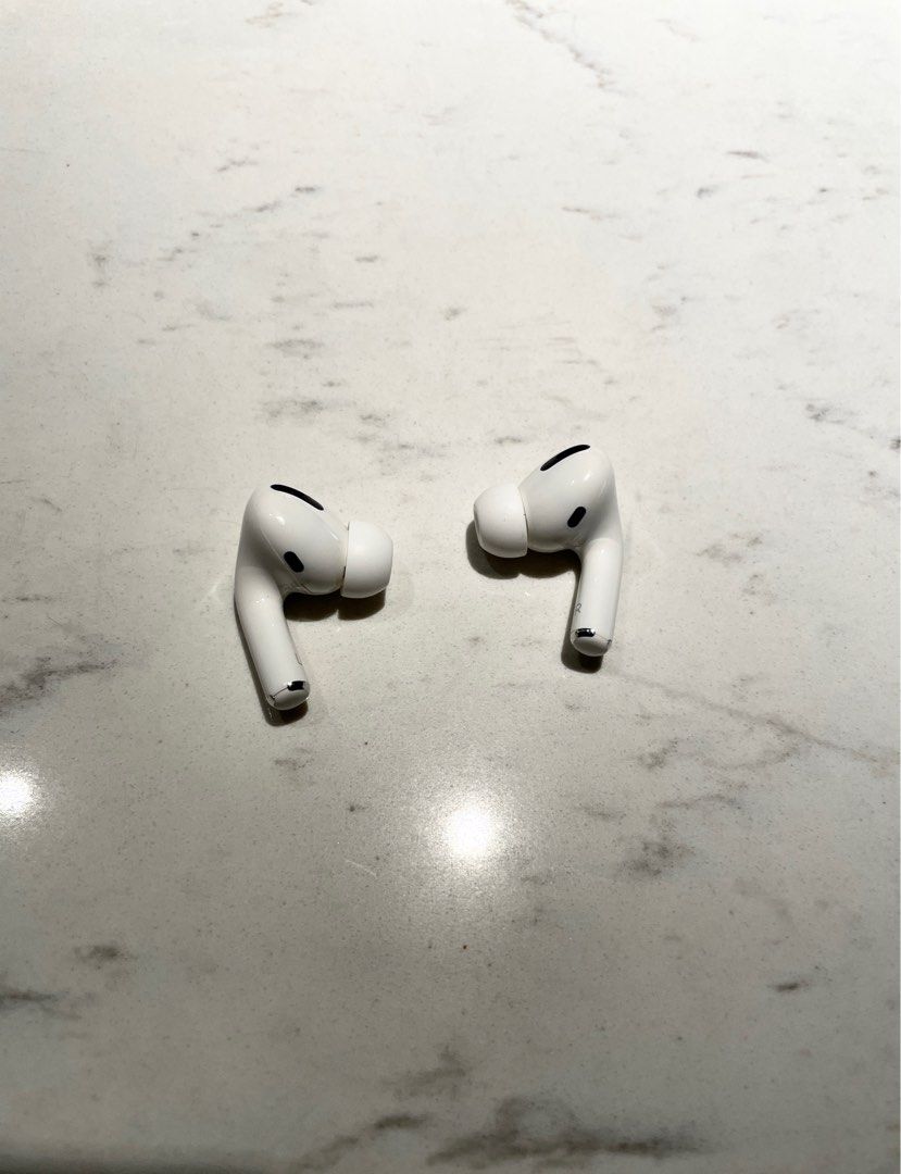 AirPods Pro Gen 1, Audio, Earphones on Carousell