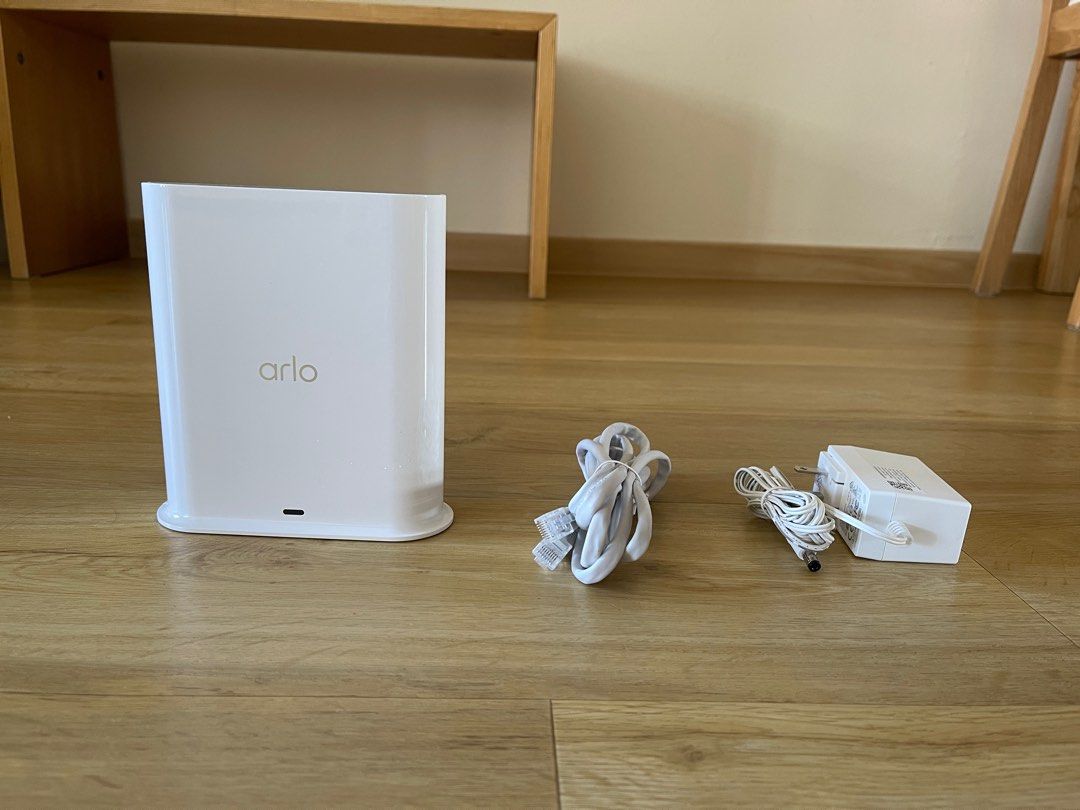 Arlo VMB4540 Smart Hub, Furniture & Home Living, Security & Locks ...