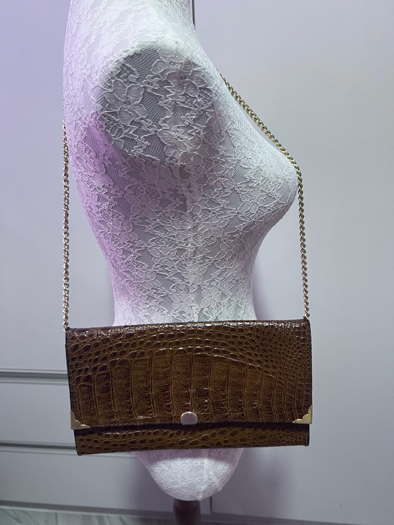 CROC SKIN BAG FROM ITALY COMES WITH FREE EARRINGS, Women's Fashion ...