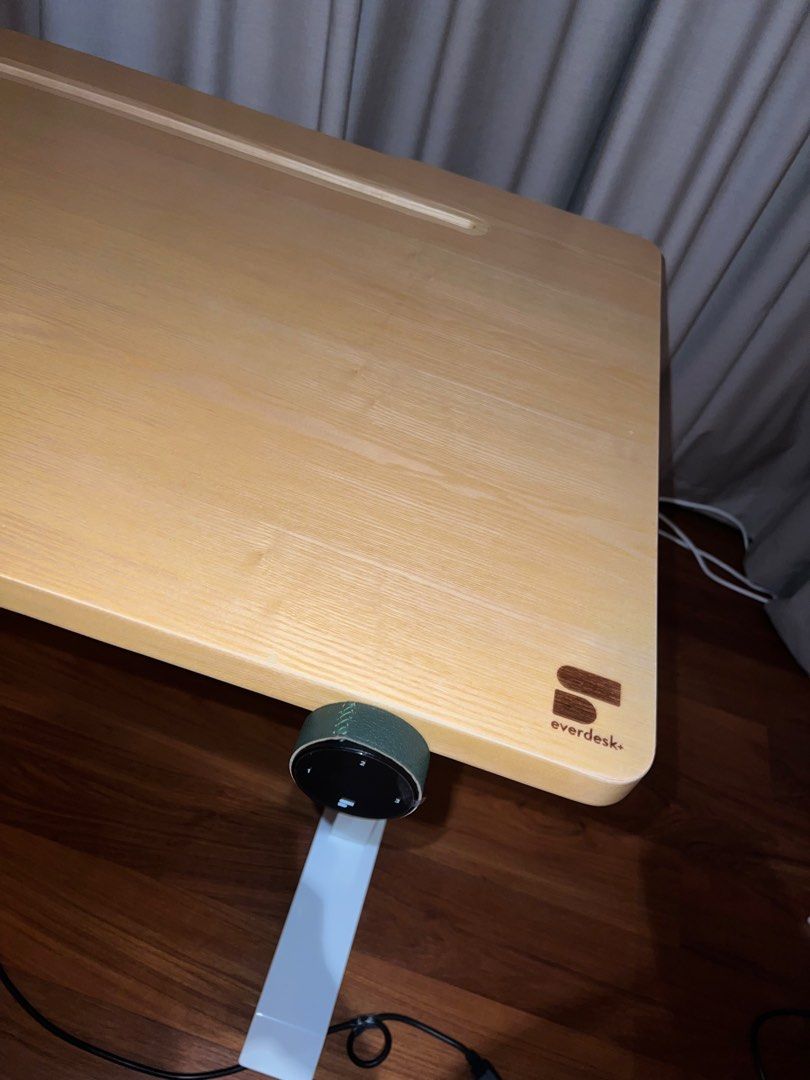 Everdesk + Max Gaming table Adjustable Table, Furniture & Home Living ...