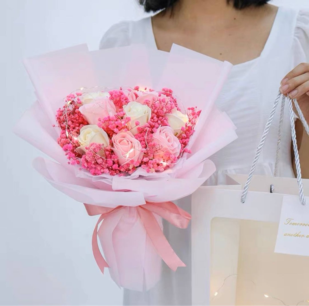 Flower Bouquet (Promo), Hobbies & Toys, Stationery & Craft, Flowers ...