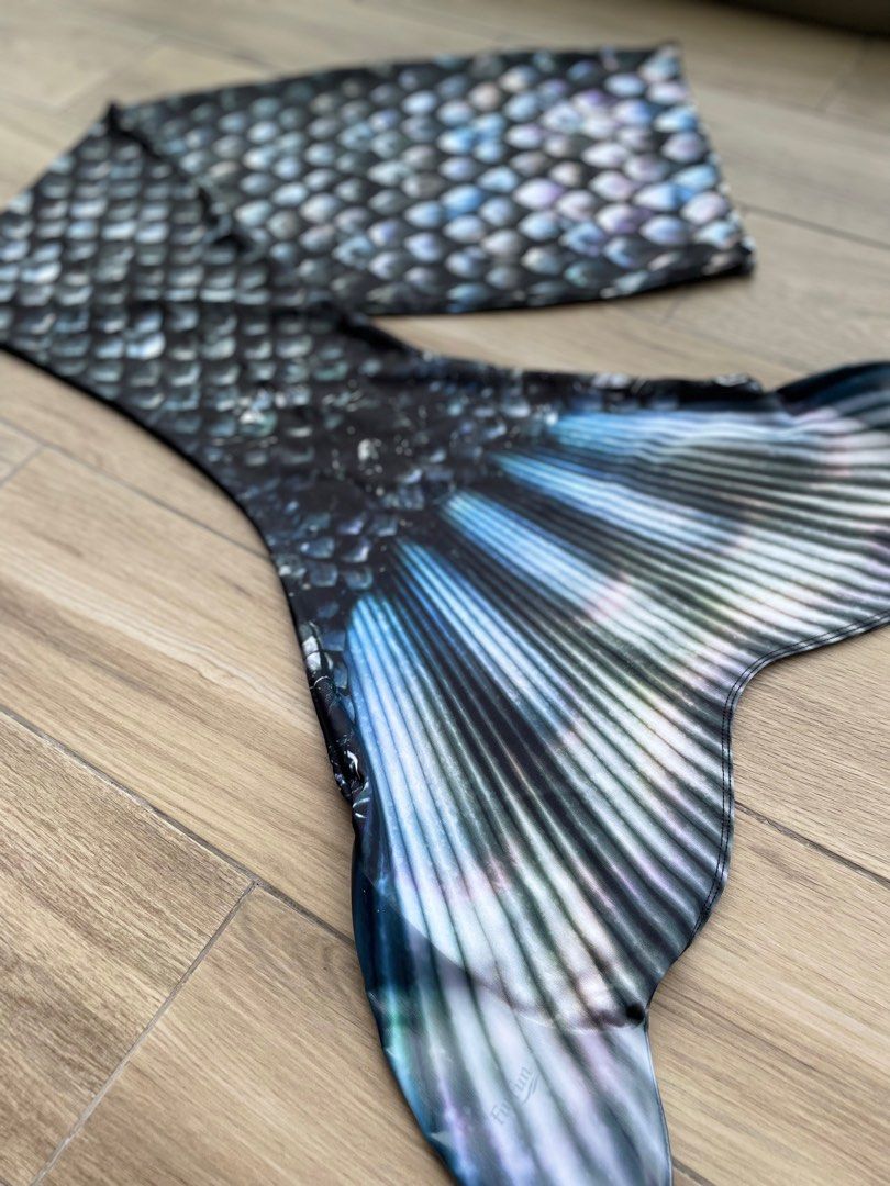 Original Fin Fun mermaid tail and fin, Sports Equipment, Sports & Games ...
