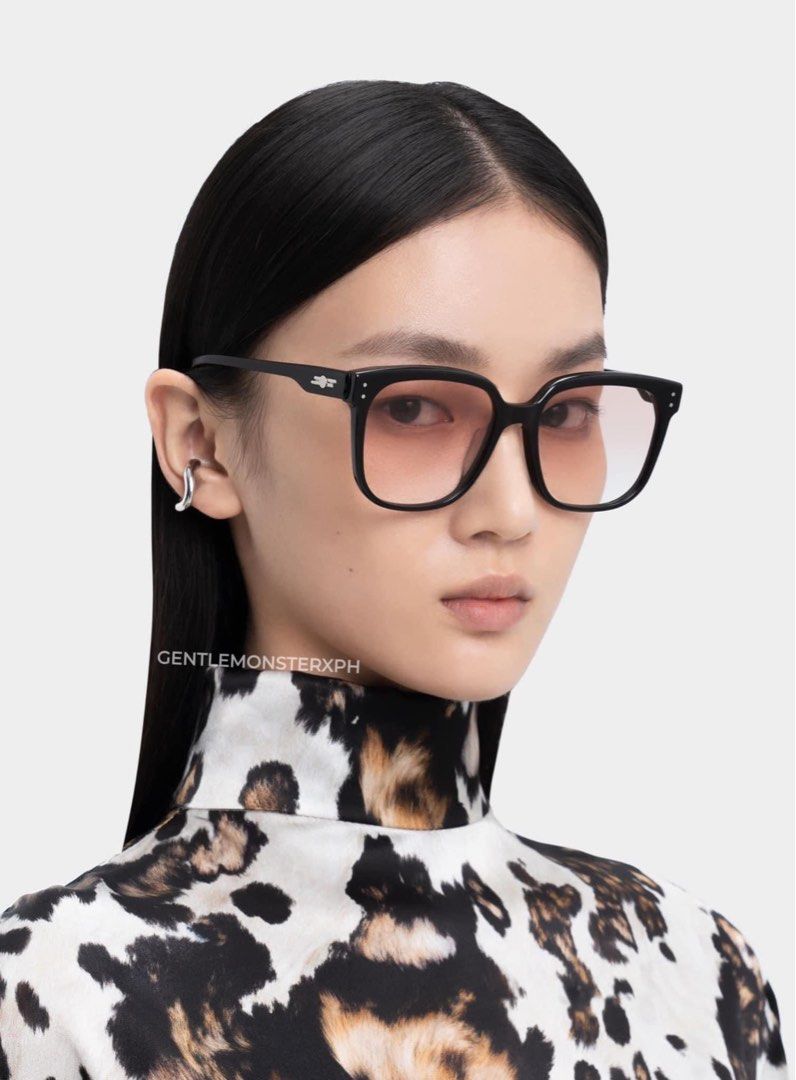 Gentle Monster Dion Series Eyeglass with Full Box Set, Women's Fashion ...