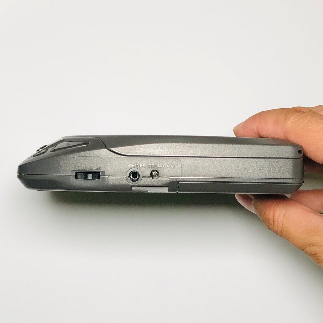 Kenwood DPC-361 Portable Music player walkman, Audio, Portable Music Players on Carousell