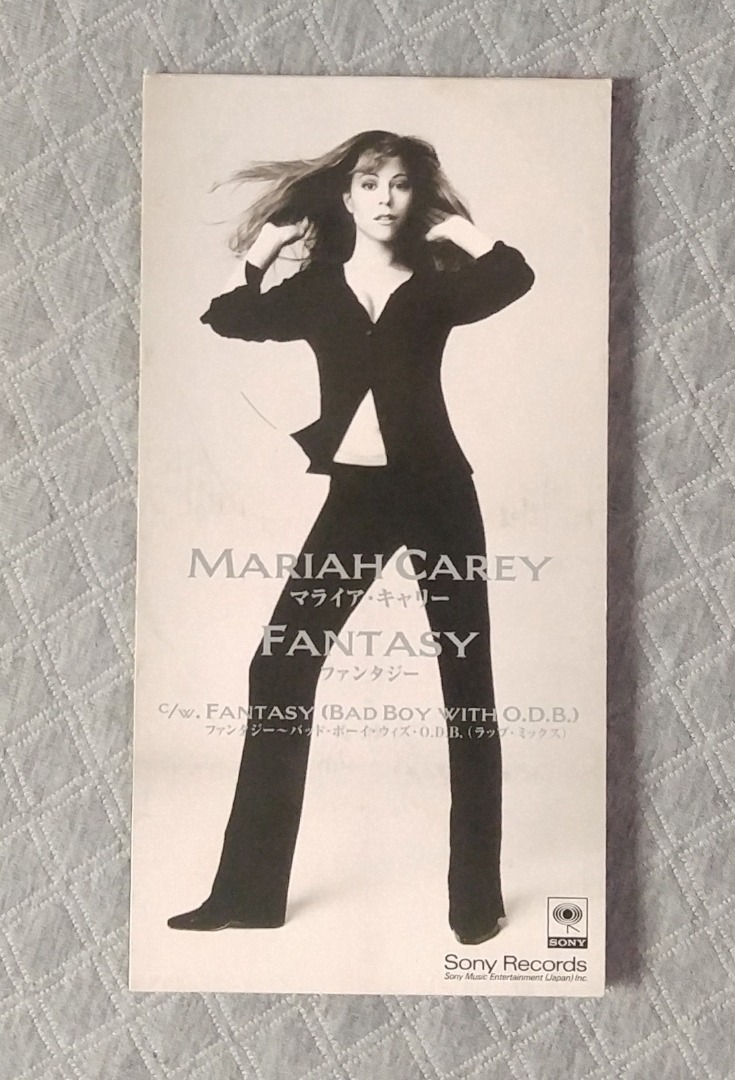 Mariah Carey - FANTASY 日版 二手單曲 CD, 書籍、休閒與玩具, 樂器、音樂相關, CD、DVD在旋轉拍賣