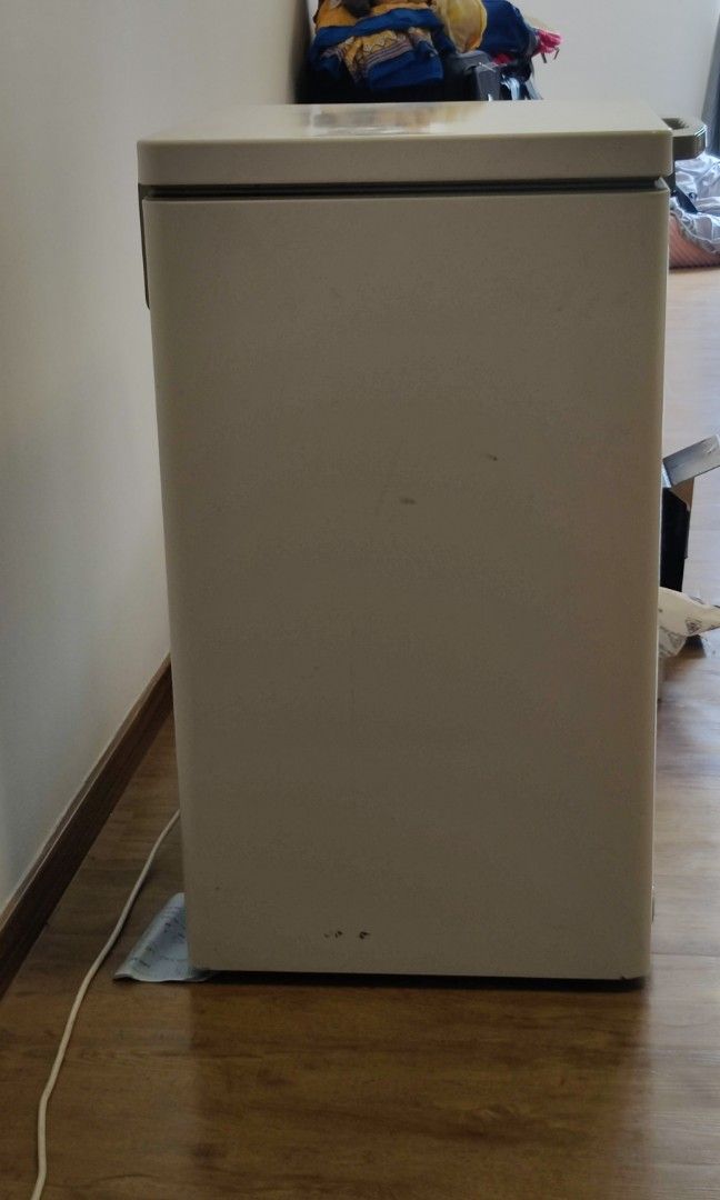 Midea 99L Chest Freezer, TV & Home Appliances, Kitchen Appliances ...