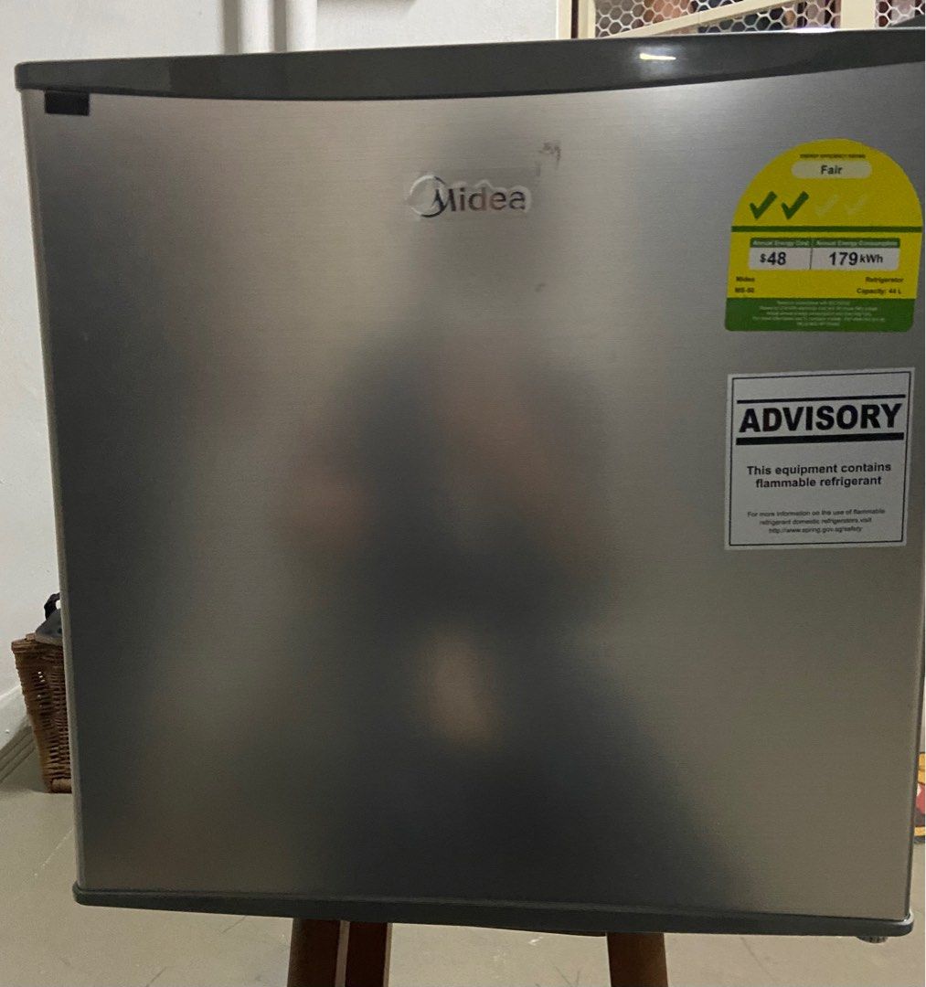 Midea mini fridge, TV & Home Appliances, Kitchen Appliances ...
