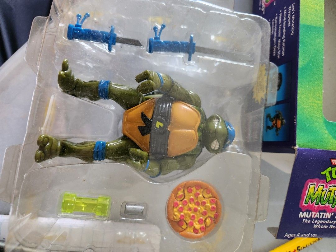 Mutating Leonardo tmnt, Hobbies & Toys, Toys & Games on Carousell