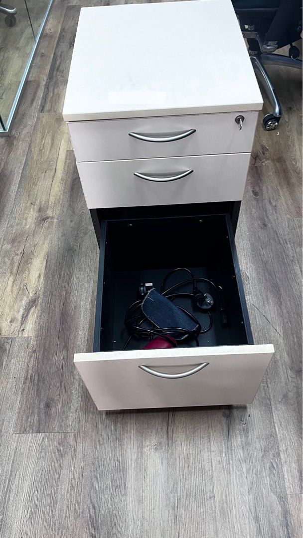 Office draws (lockable), Furniture & Home Living, Furniture, Shelves ...