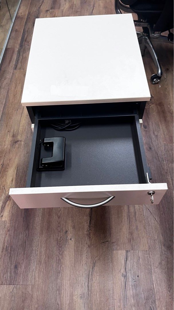 Office draws (lockable), Furniture & Home Living, Furniture, Shelves ...