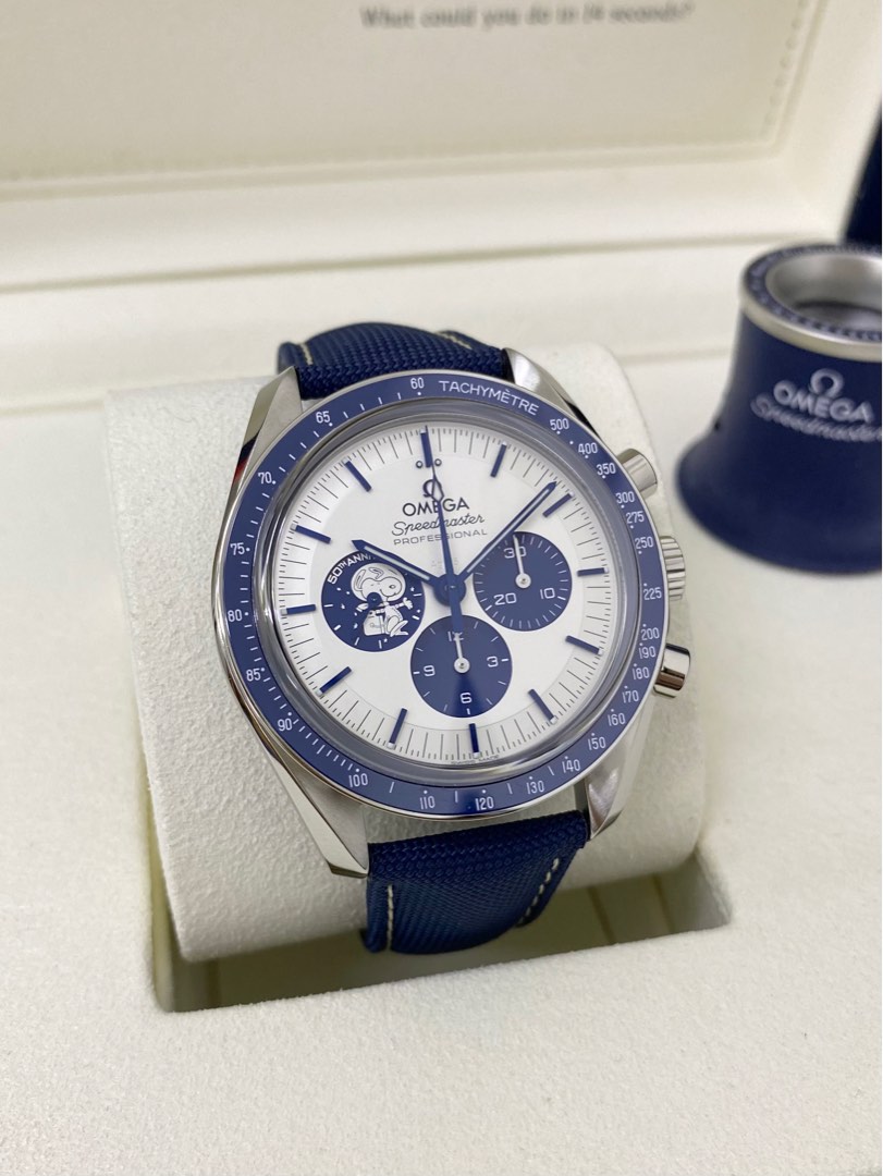 Omega Speedmaster 50th Anniversary "Snoopy" 3rd Generation, Luxury ...