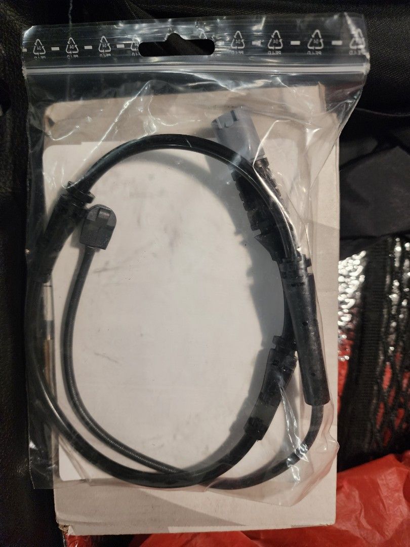 ORIGINAL BMW F30 FRONT BRAKE PADS+ OEM BRAKE SENSOR, Car Accessories ...