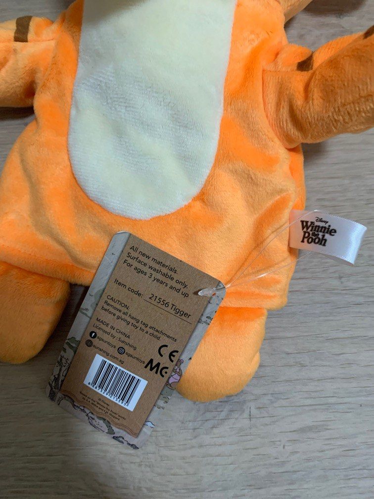 Original Tigger hand puppet, Babies & Kids, Infant Playtime on Carousell