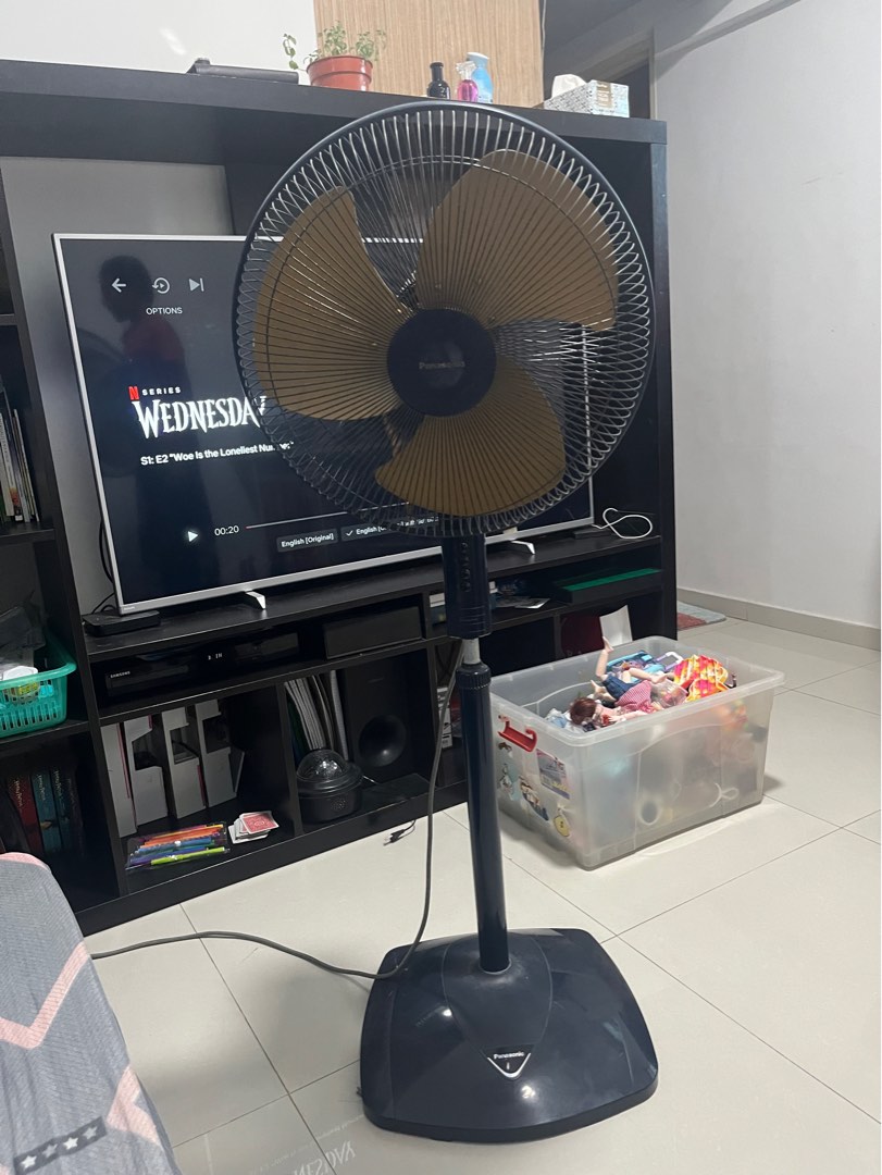 Panasonic Fan Moving out sale, Furniture & Home Living, Lighting & Fans ...