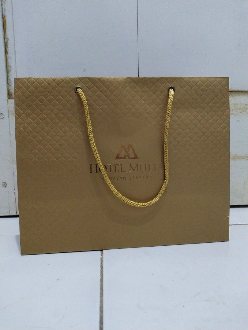 Paper Bag Hotel Mulia Jakarta, Barang Yang Dicari di Carousell