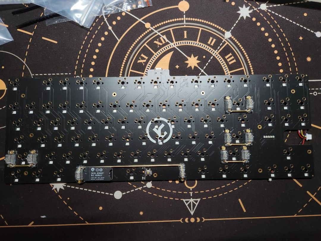 Percent studio skog reboot Bluetooth custom mechanical TKL RGB keyboard ...