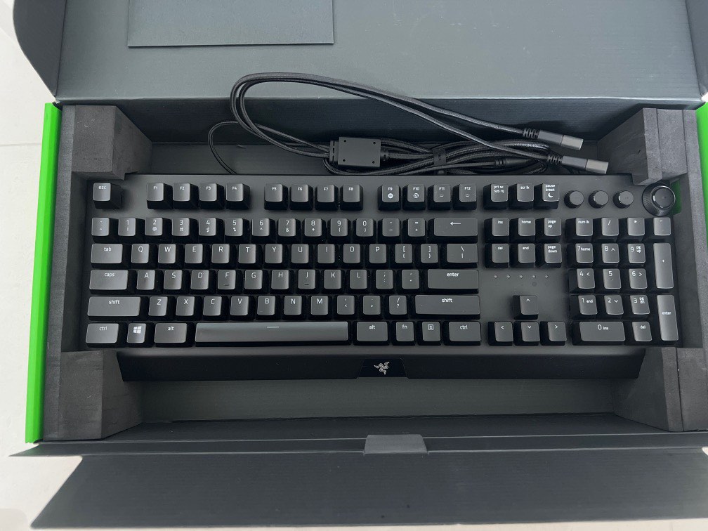 Razer blackwidow elite (yellow switches), Computers & Tech, Parts ...