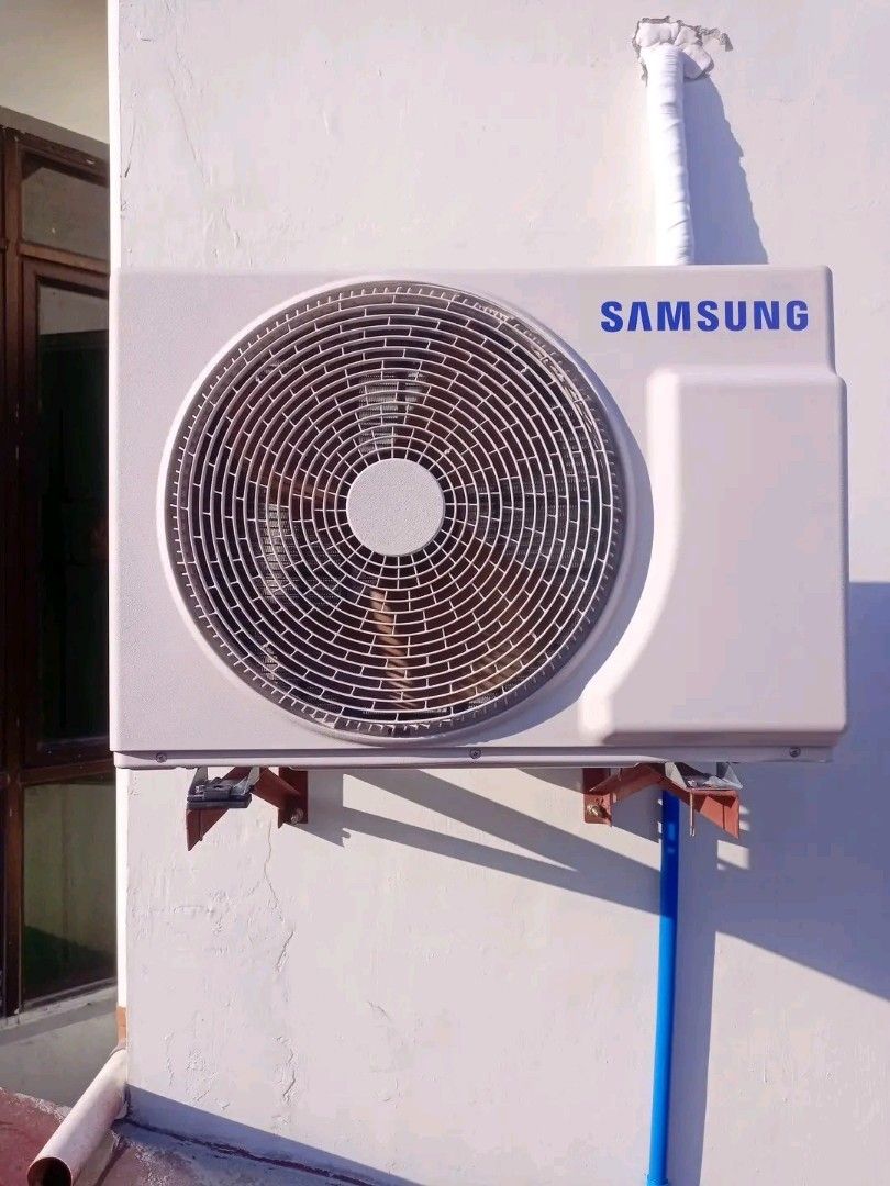 SAMSUNG STANDARD SPLIT TYPE AIRCON BRAND NEW SEALED WITH FREE ...