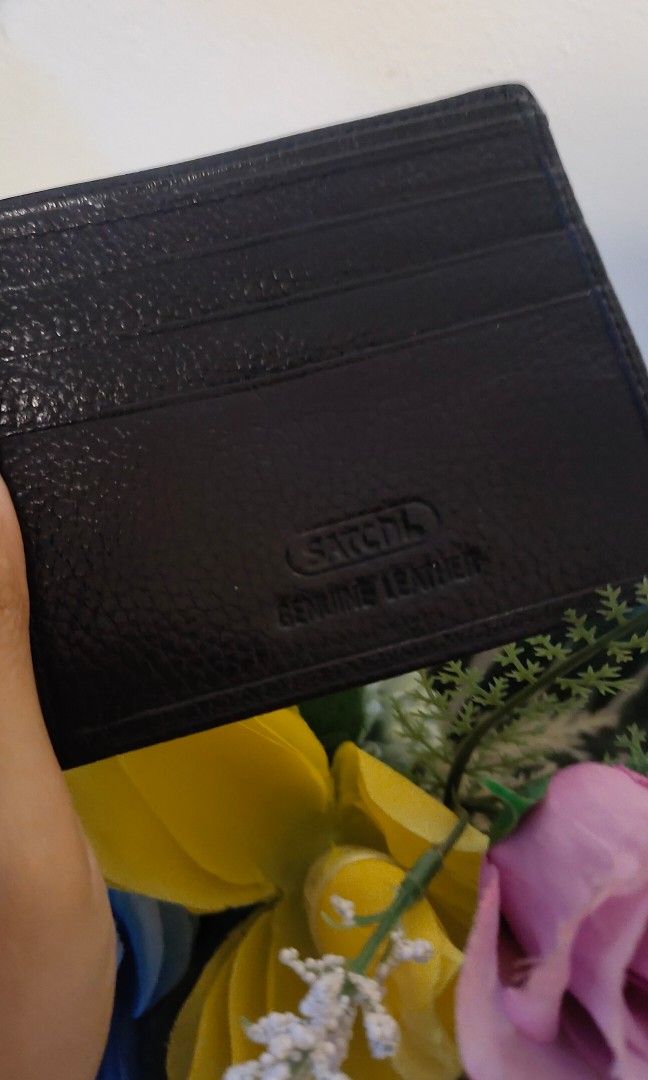 Satchi Genuine Leather Bifold Wallet on Carousell