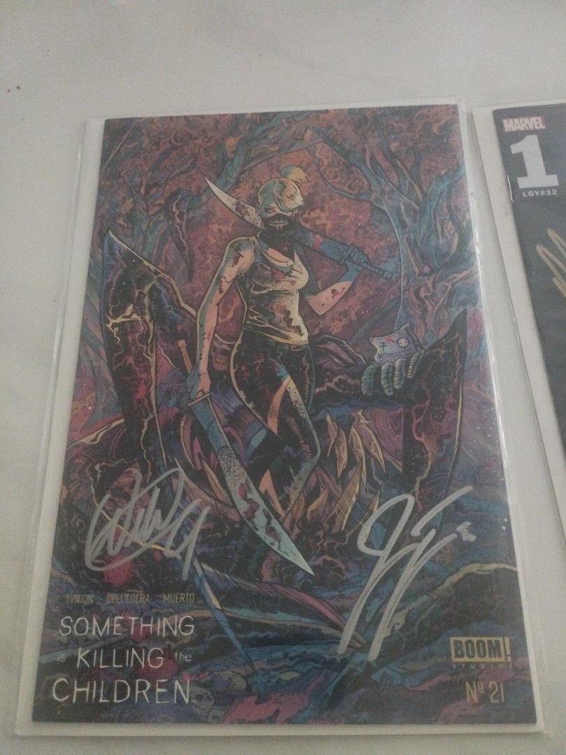 Signed comics, Hobbies & Toys, Books & Magazines, Comics & Manga on ...