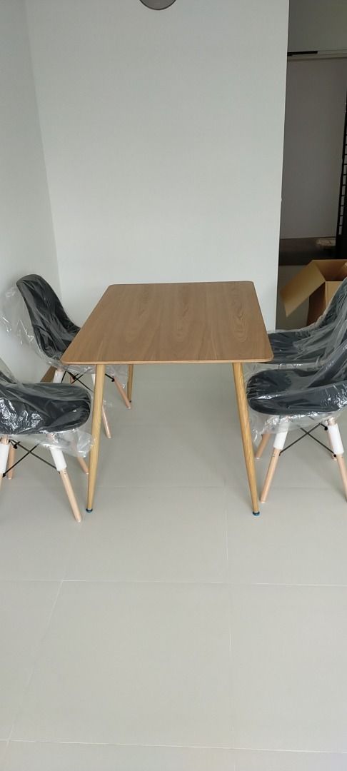 Simple wooden dining table SET affordable and easy to use, Furniture ...