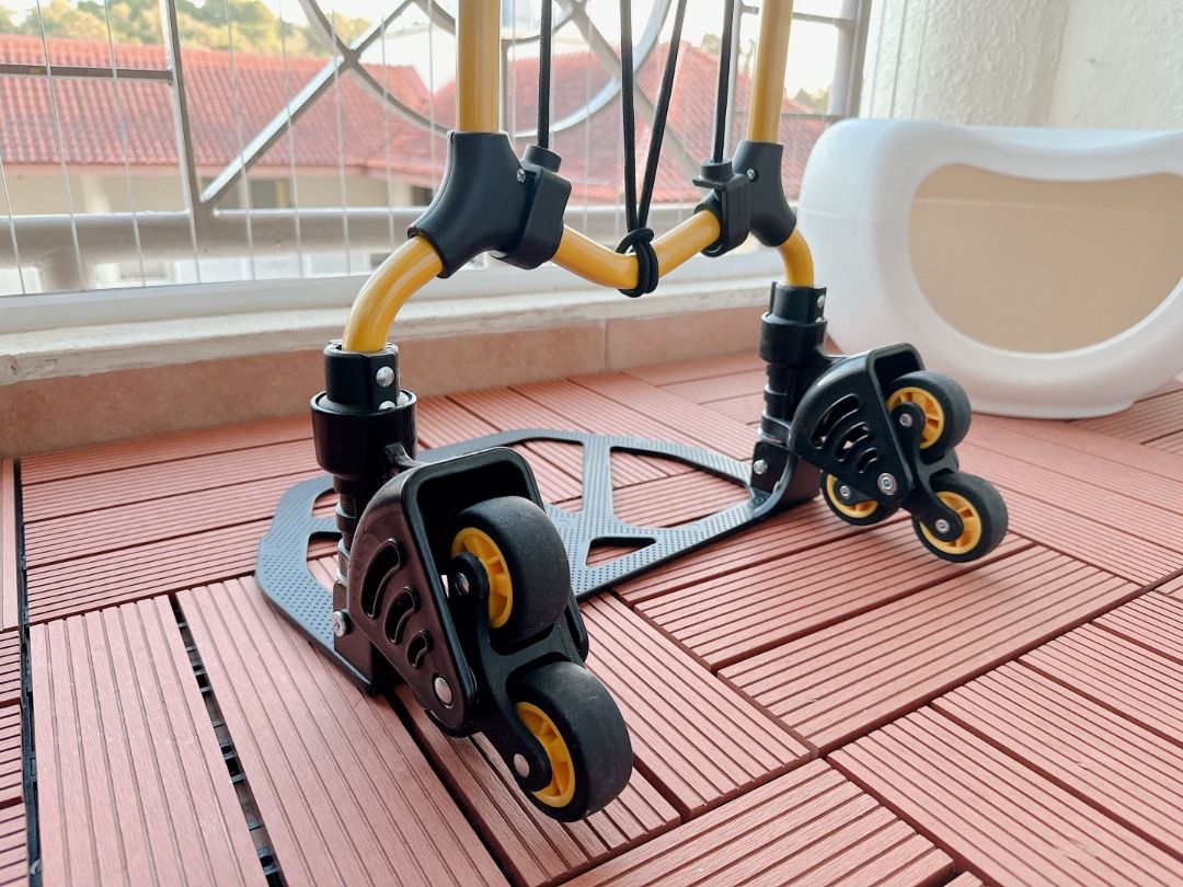 Stanley Trolley Folding Hand Truck with a weight capacity of 70kg ...