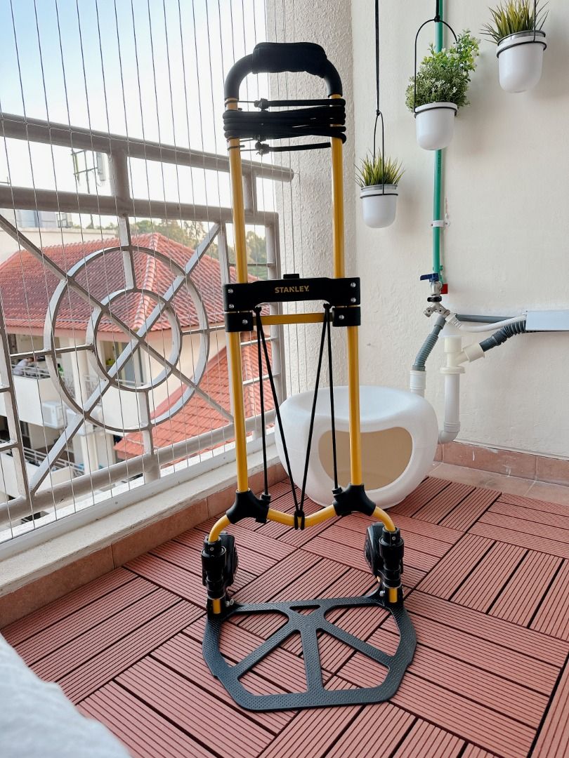 Stanley Trolley Folding Hand Truck with a weight capacity of 70kg ...