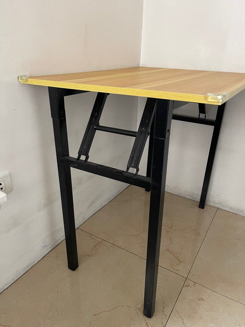 Study Table (80cm/60cm) on Carousell