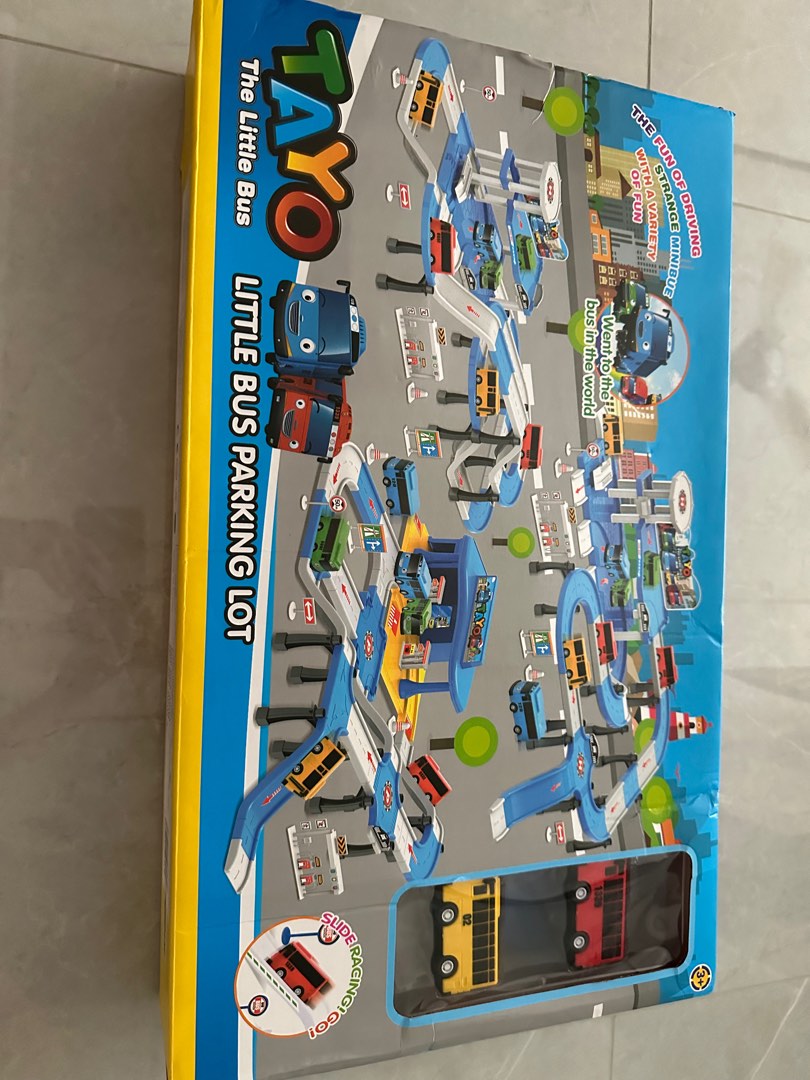 tayo little bus parking lot, Hobbies & Toys, Toys & Games on Carousell